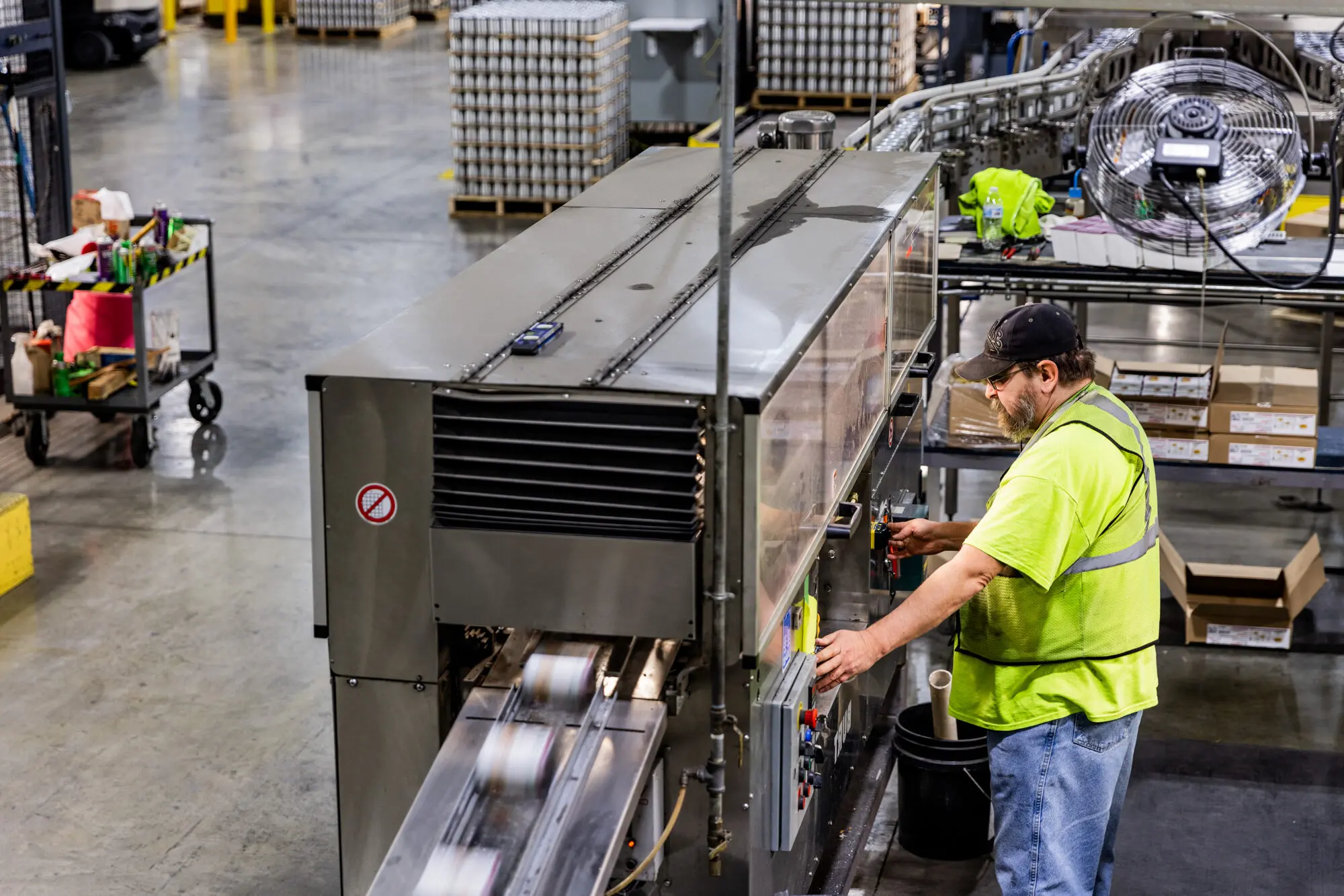 Custom Packaging Warehouse | Allen Distribution